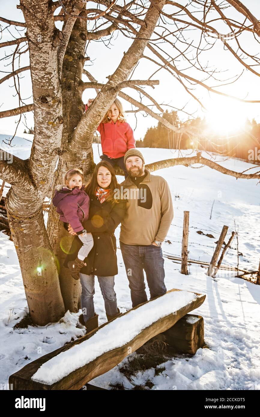 Rural family portrait hi-res stock photography and images - Alamy