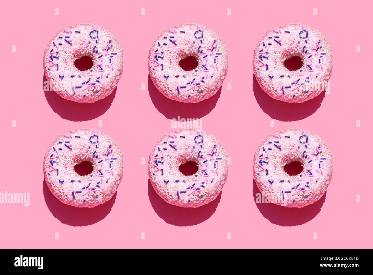 Sweet pink pattern hi-res stock photography and images - Alamy