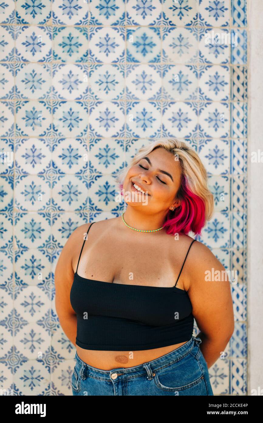Body positivity back hi-res stock photography and images - Alamy