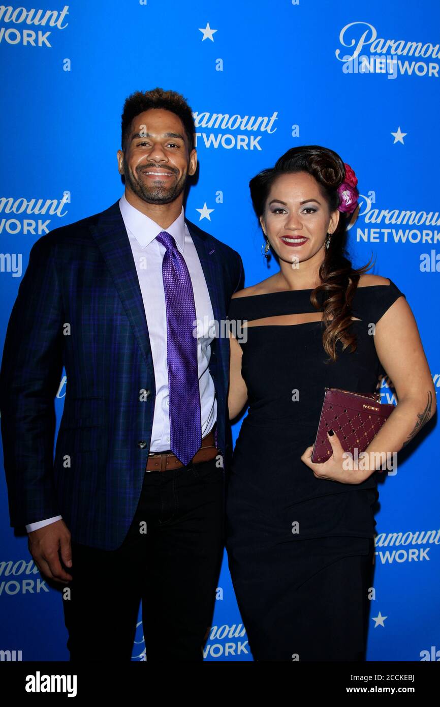 LOS ANGELES - JAN 18: Guest, Ilima-Lei MacFarlane at the Paramount ...