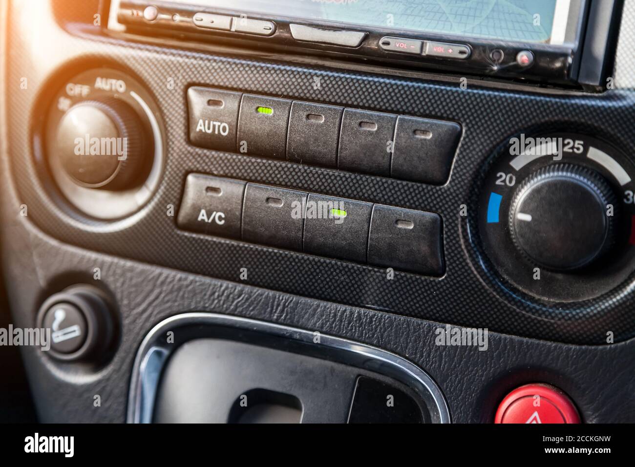 Air conditioning refueling hi-res stock photography and images - Alamy