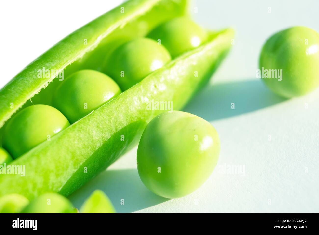 Close up sweet pea leaves hi-res stock photography and images - Alamy