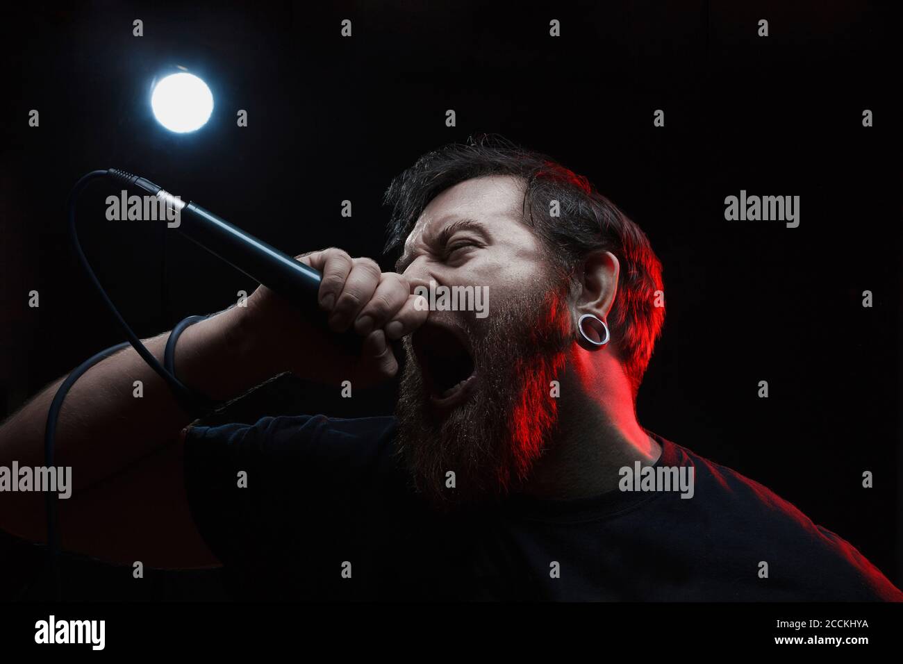 Beard rocker hi-res stock photography and images - Alamy