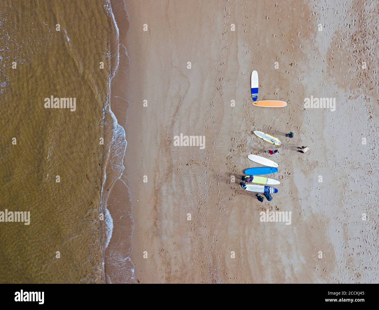 Birds eye view beach surfers hi-res stock photography and images - Alamy