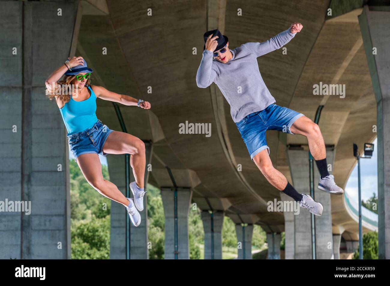 Training acrobatics hi-res stock photography and images - Alamy
