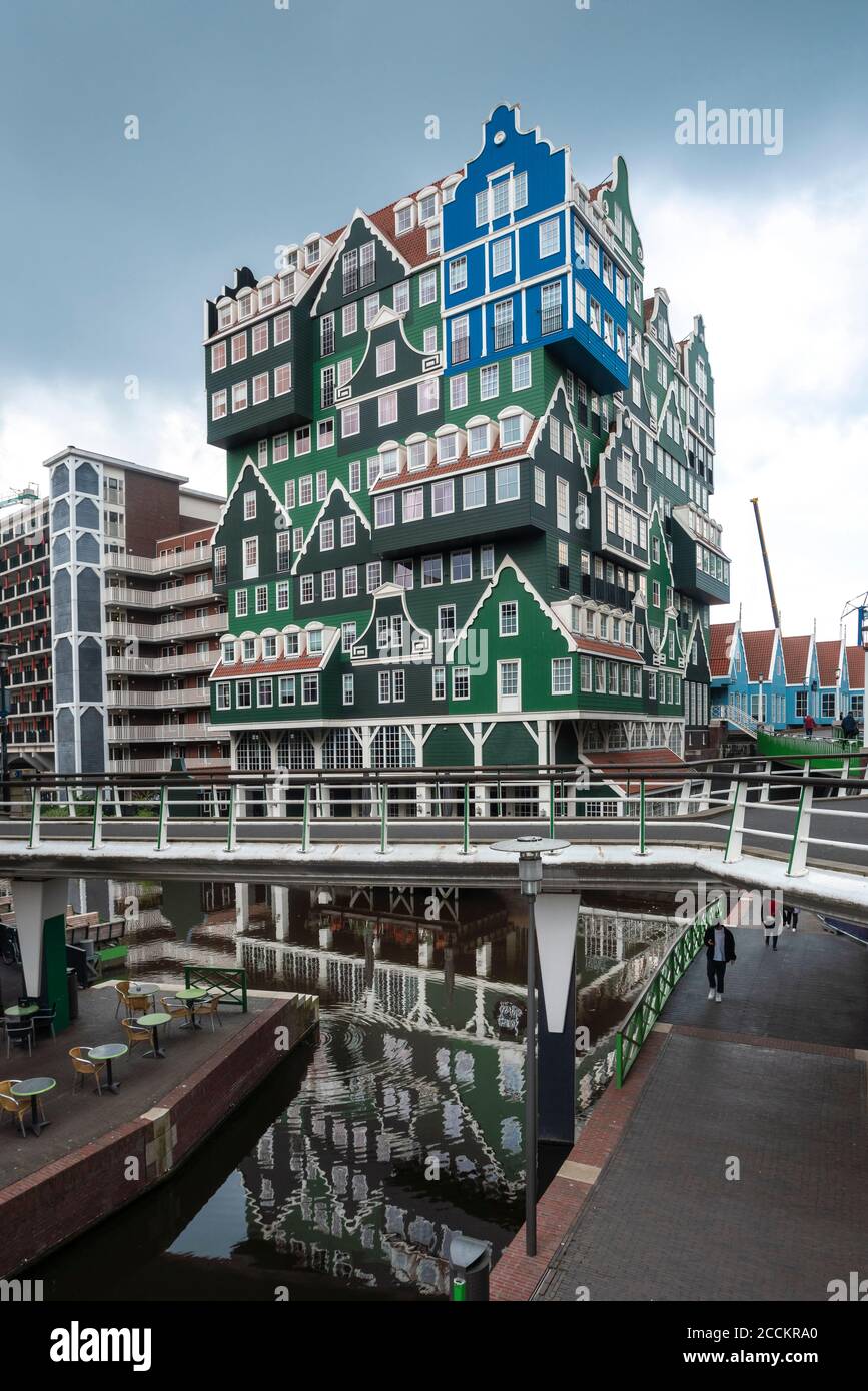 Elevated walkway in front of inntel hotels amsterdam zaandam hi-res ...