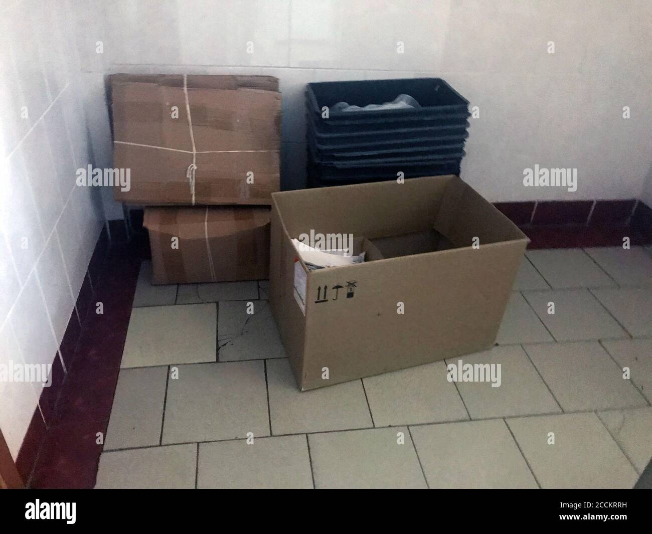 Box warehouse industry business shipping distribution package logistic ...