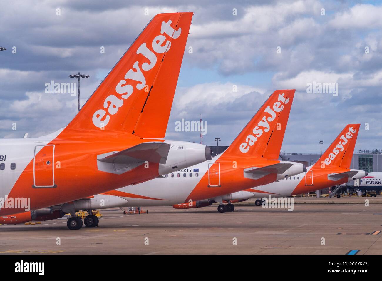 Hsbc gates hi-res stock photography and images - Alamy