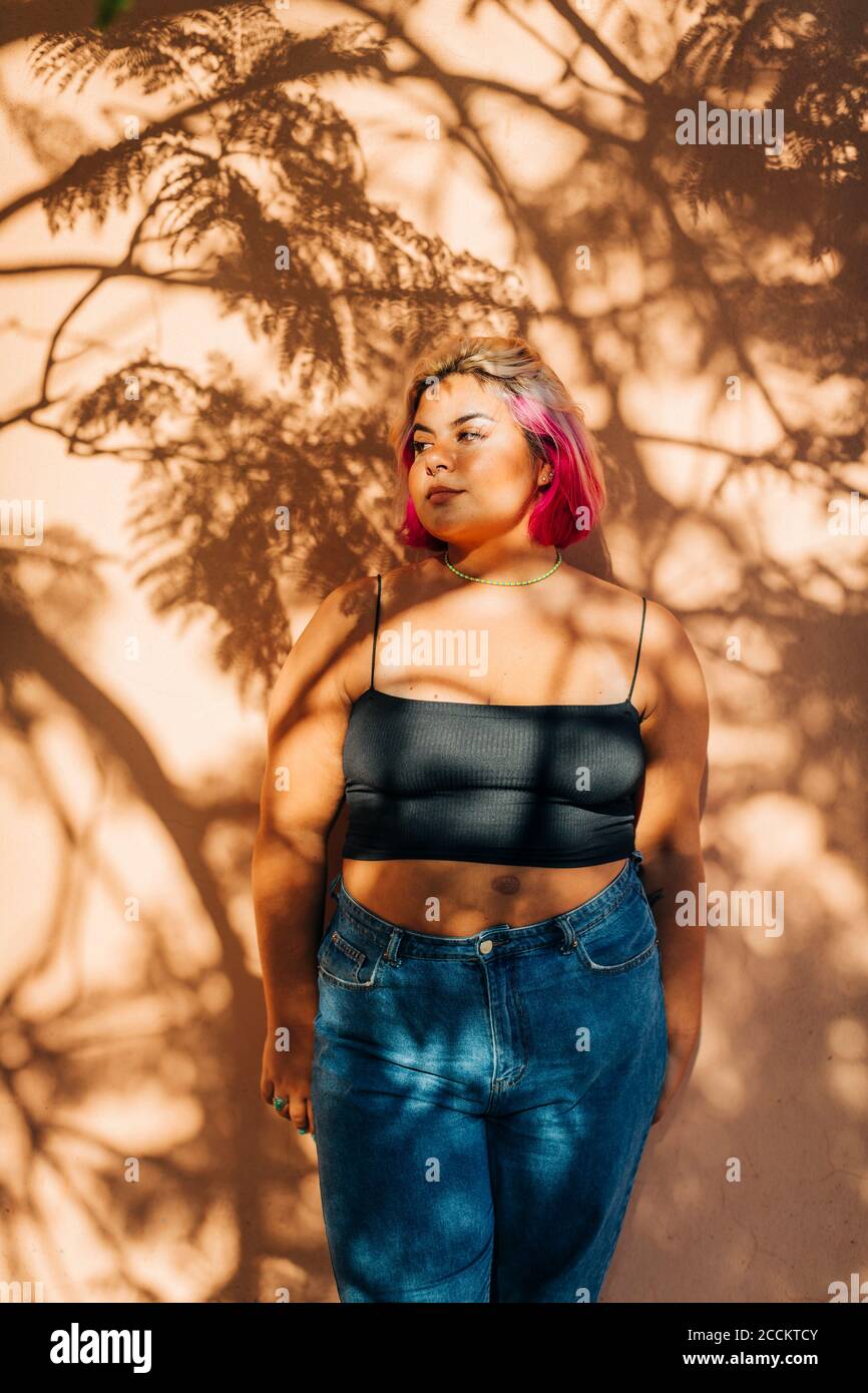 Body positive hi-res stock photography and images - Alamy