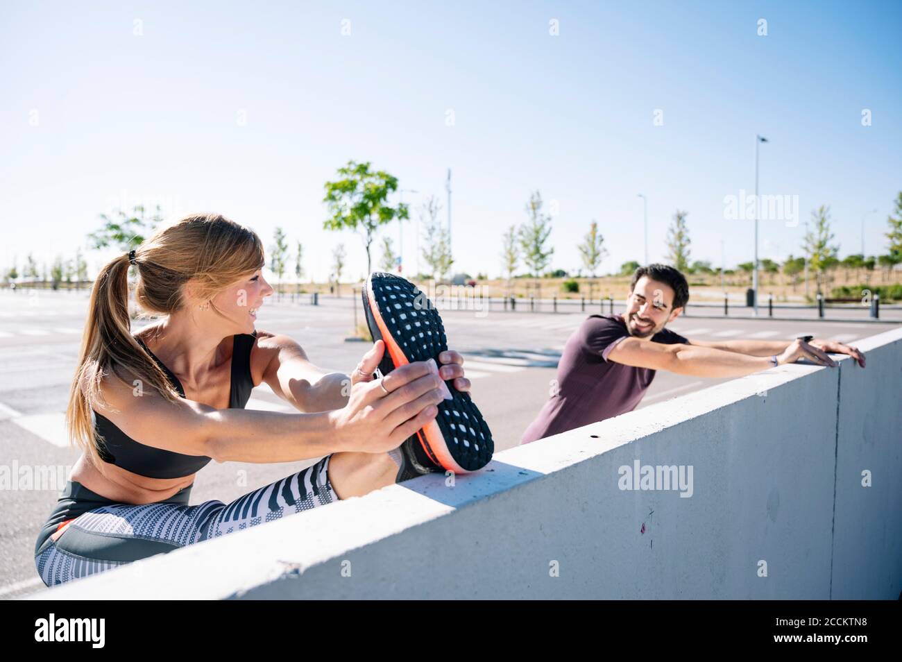 Feet against wall hi-res stock photography and images - Alamy