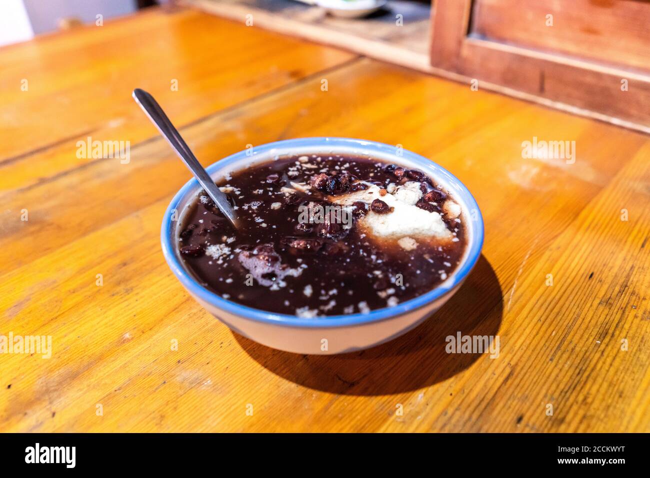 Chinese traditional dessert hi-res stock photography and images - Alamy