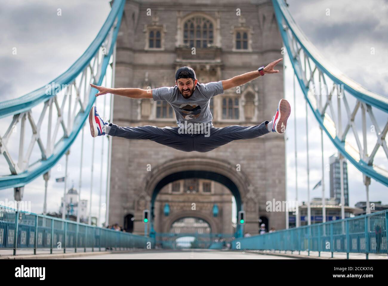 Tower Bridge Stuck Open High Resolution Stock Photography and Images ...