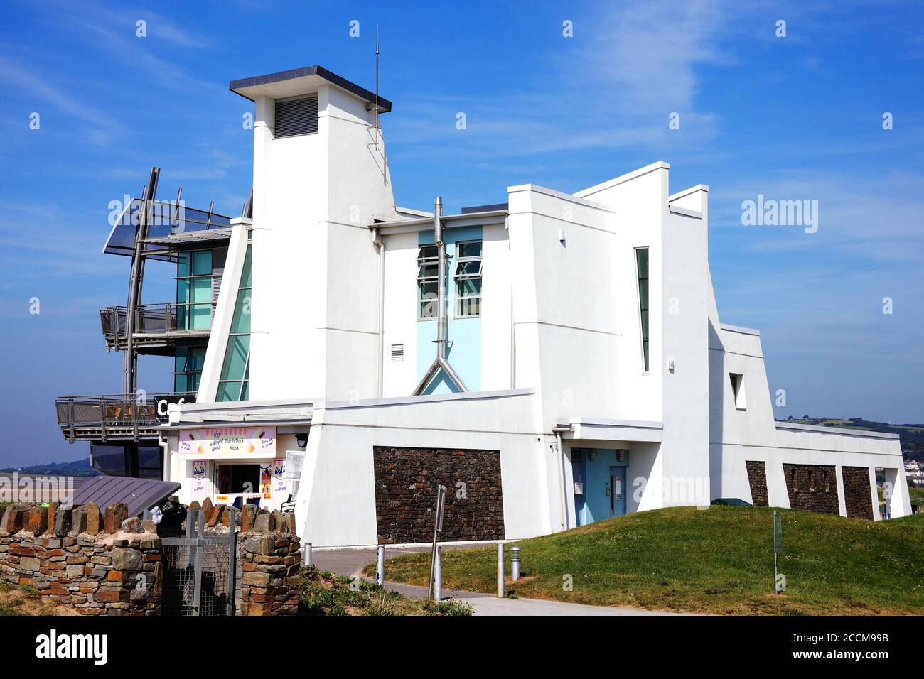 Llanelli town centre hi-res stock photography and images - Alamy