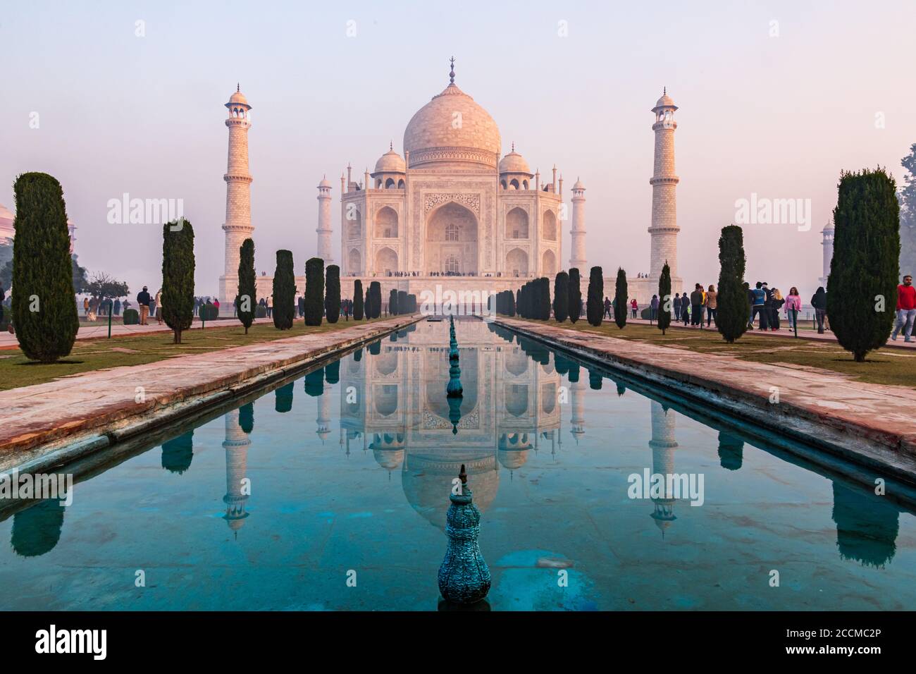 AGRA, INDIA - Dec 28, 2018: The Taj Mahal, Agra, India, shrouded in ...