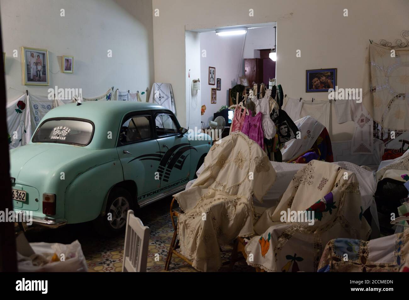 Car inside cuba hi-res stock photography and images - Alamy