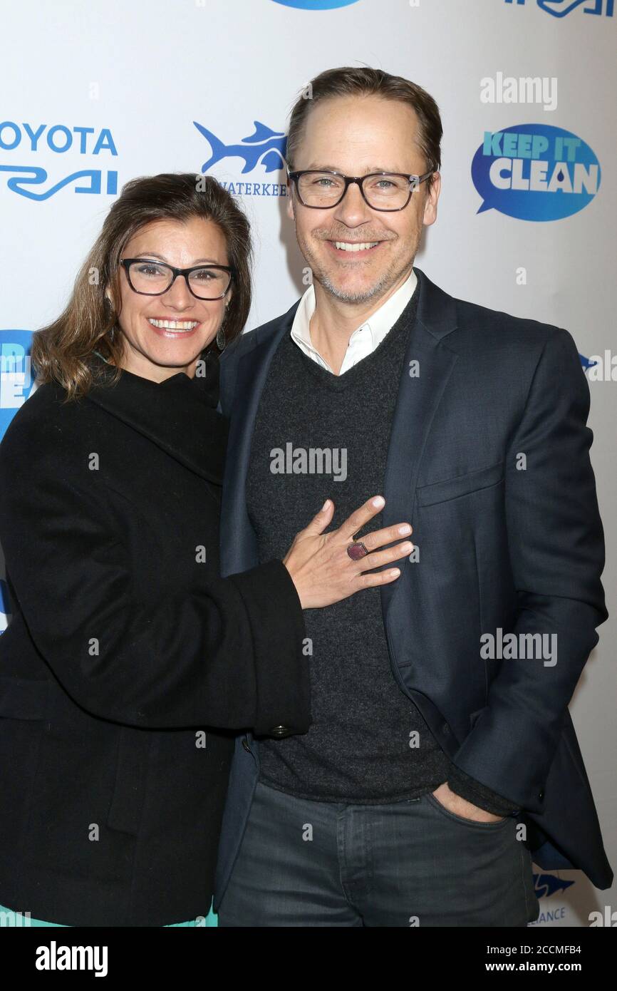 LOS ANGELES - MAR 1: Kim Painter, Chad Lowe at the Keep It Clean ...