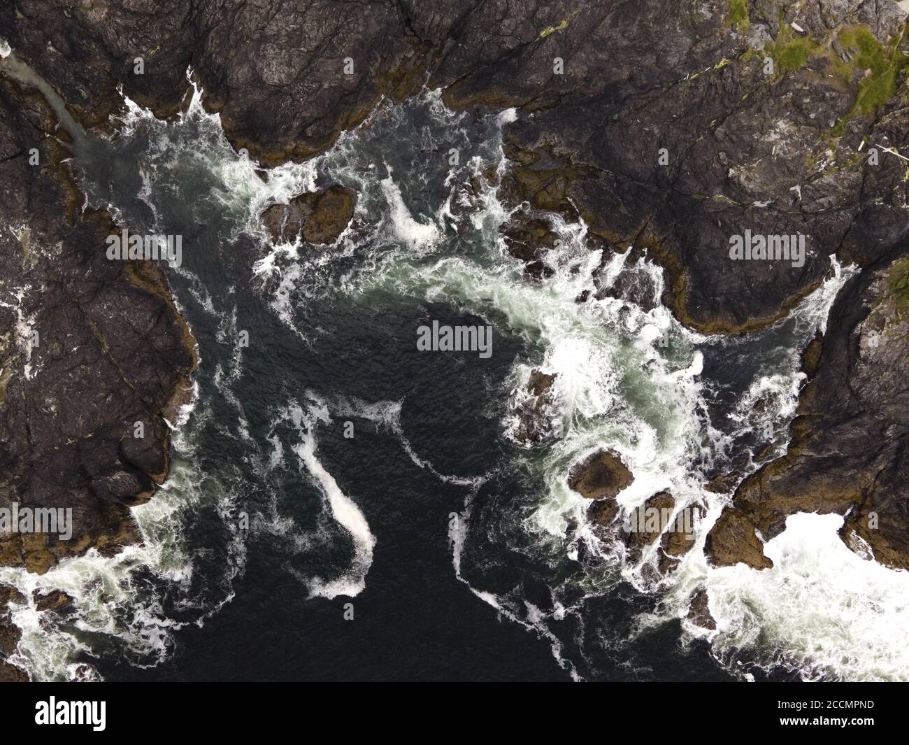 Vertical shot sea clear hi-res stock photography and images - Alamy