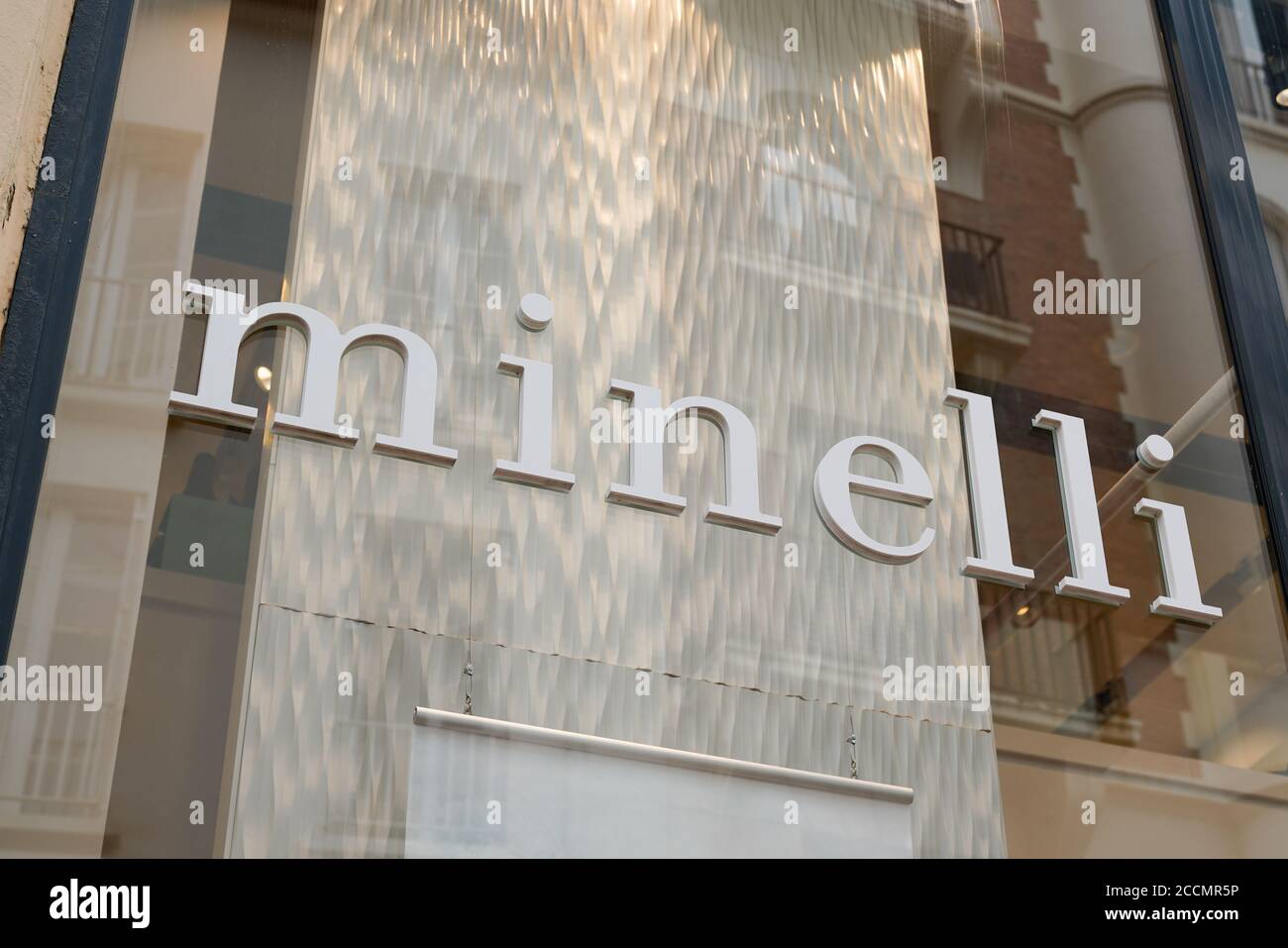 Bordeaux , Aquitaine / France - 08 16 2020 : Minelli sign text and shop ...