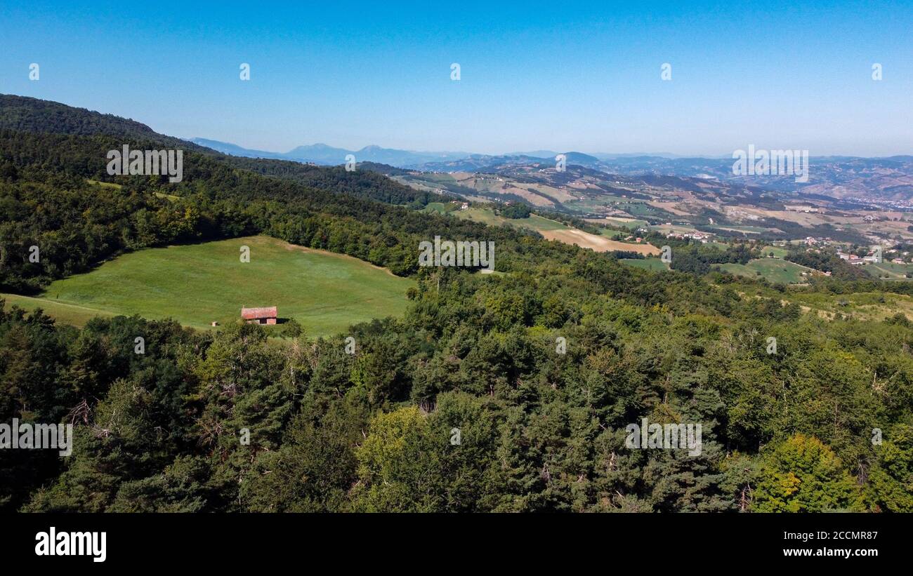 Aerial view of woods and trees in italian Appennini hills Stock Photo ...