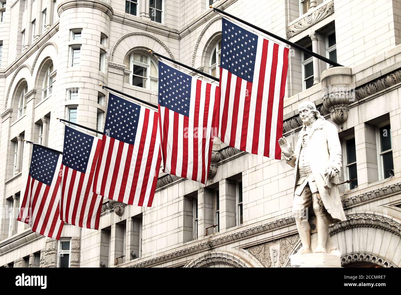 Old Post Office building with Benjamin Franklin Statue, Washington DC ...