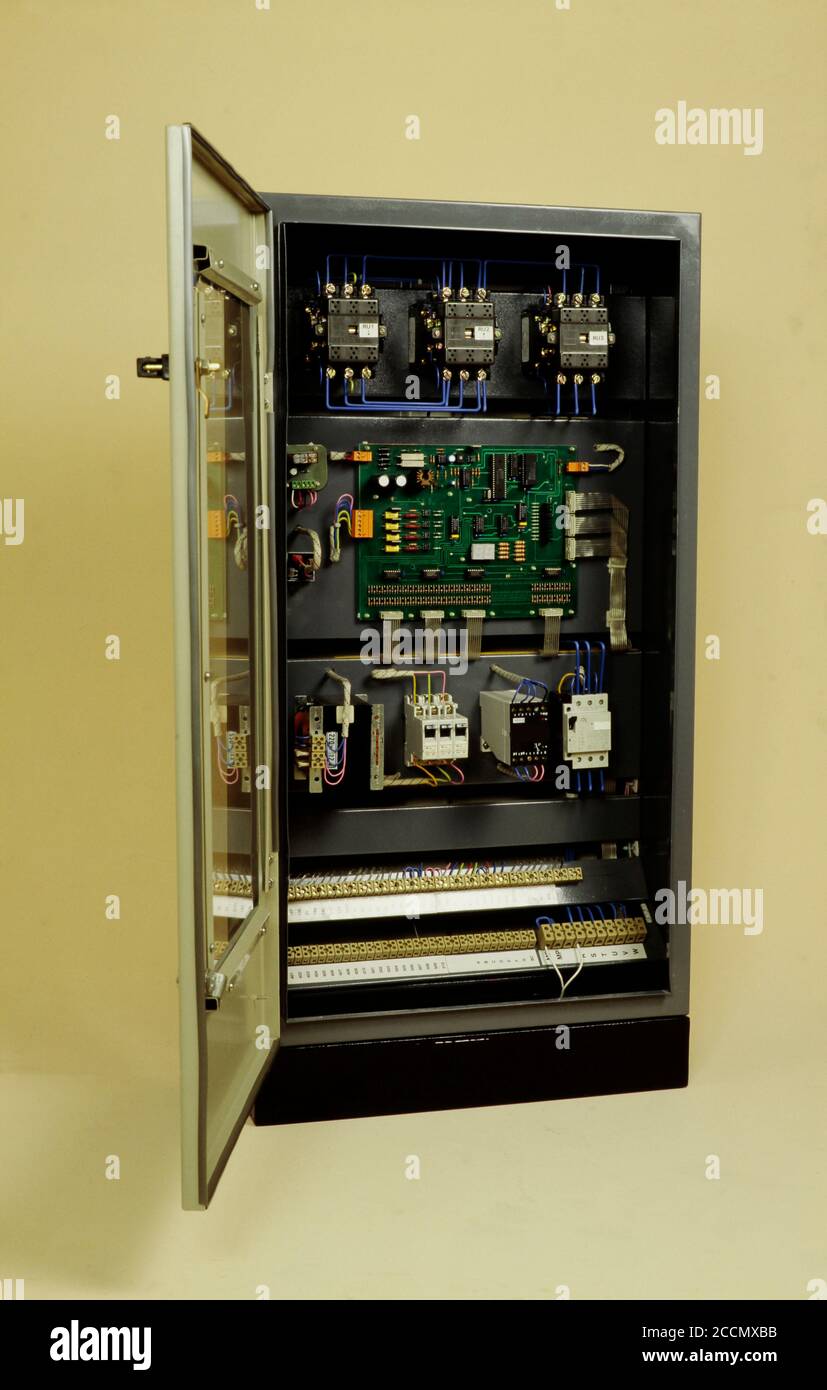 Control units for fully electronic modern elevators. Electronic system ...