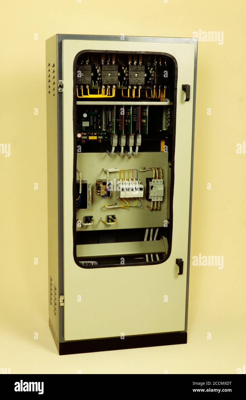 Control units for fully electronic modern elevators. Electronic system ...