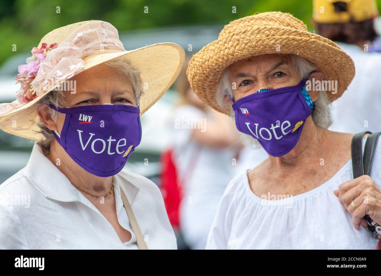 Meet the torch hi-res stock photography and images - Alamy