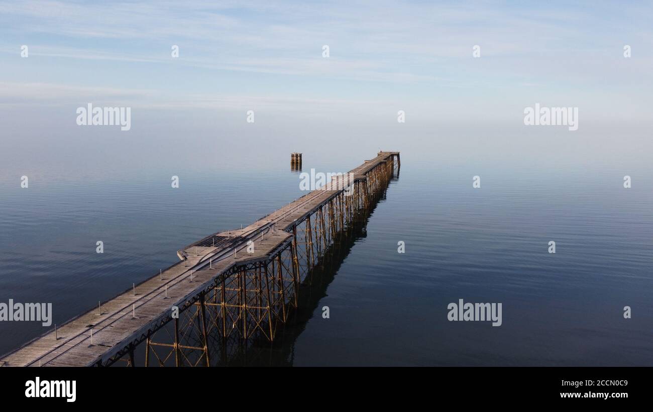 Queens pier hi-res stock photography and images - Alamy