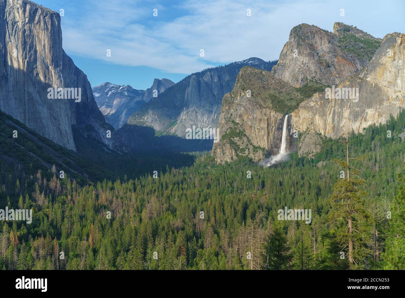 tunnel view in yosemite nationalpark, california in the usa Stock Photo ...