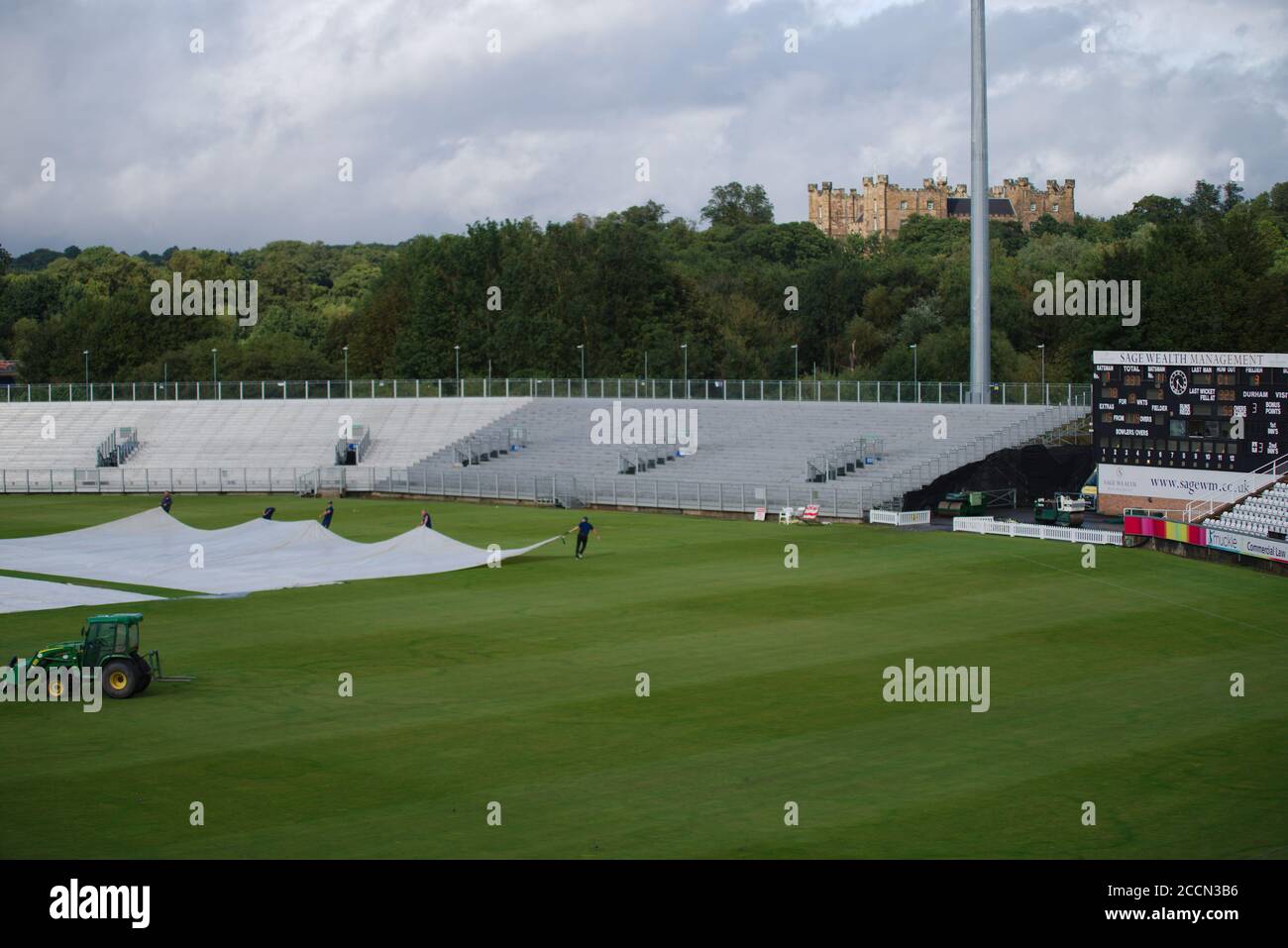 Cricket ground covers hi-res stock photography and images - Alamy