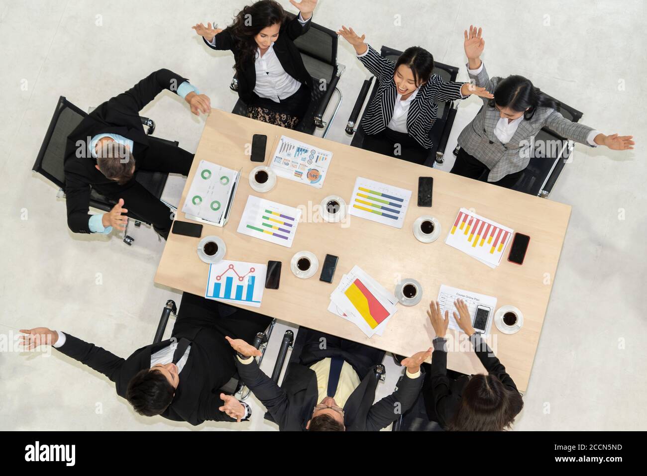 Group of people winning together hi-res stock photography and images ...