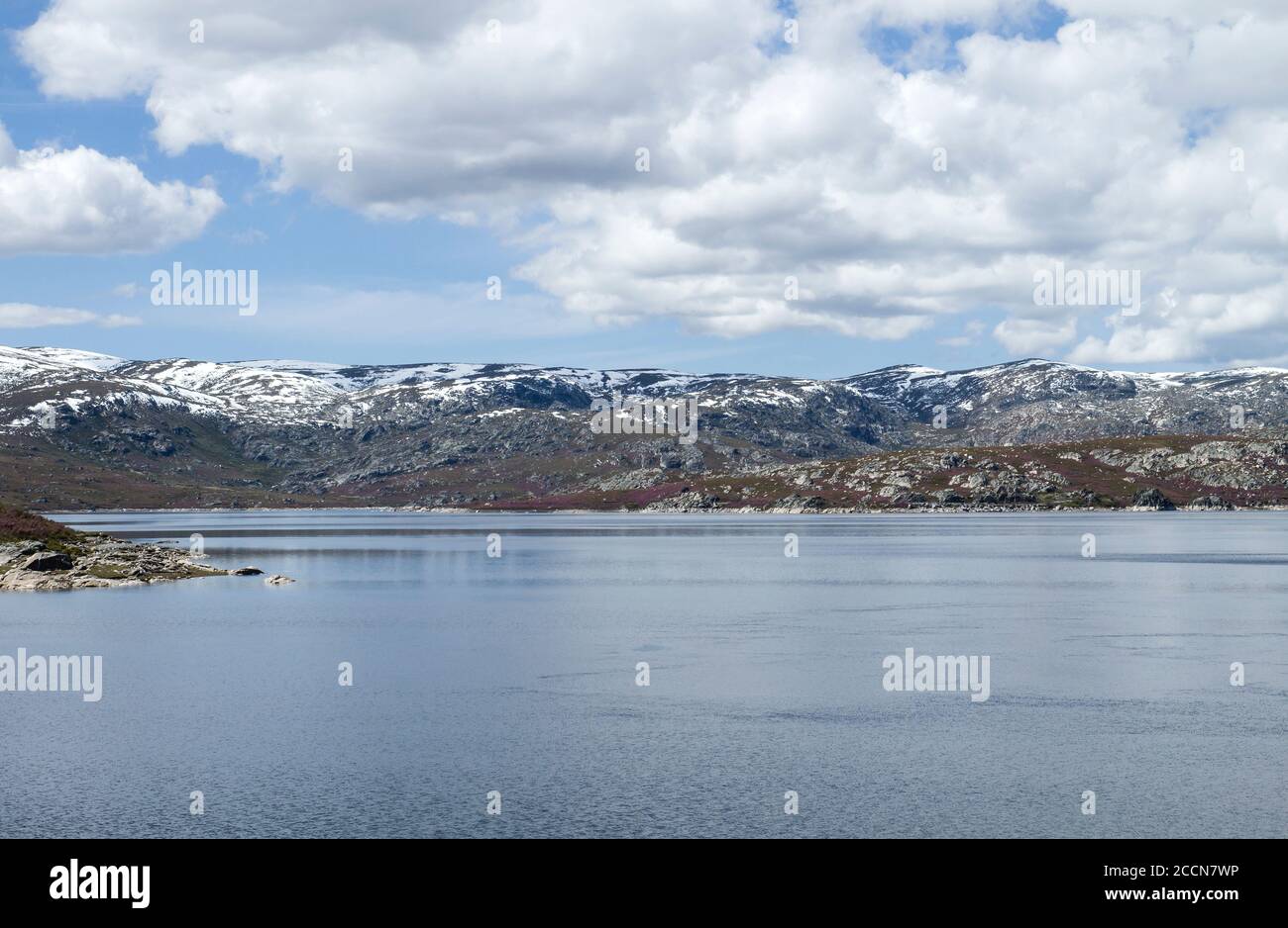 Cirque glacier hi-res stock photography and images - Alamy