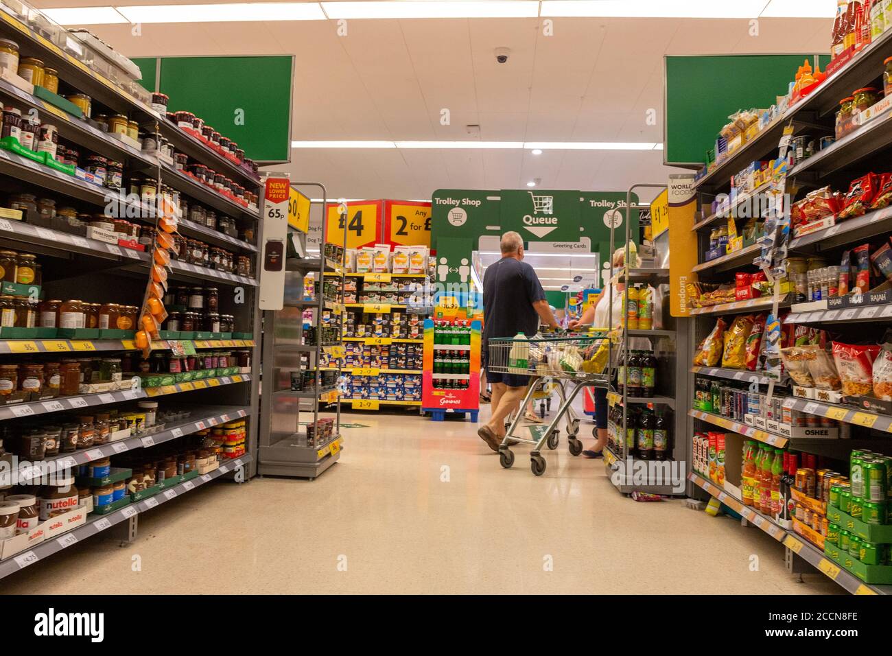 Interior people shopping food morrisons hi-res stock photography and ...