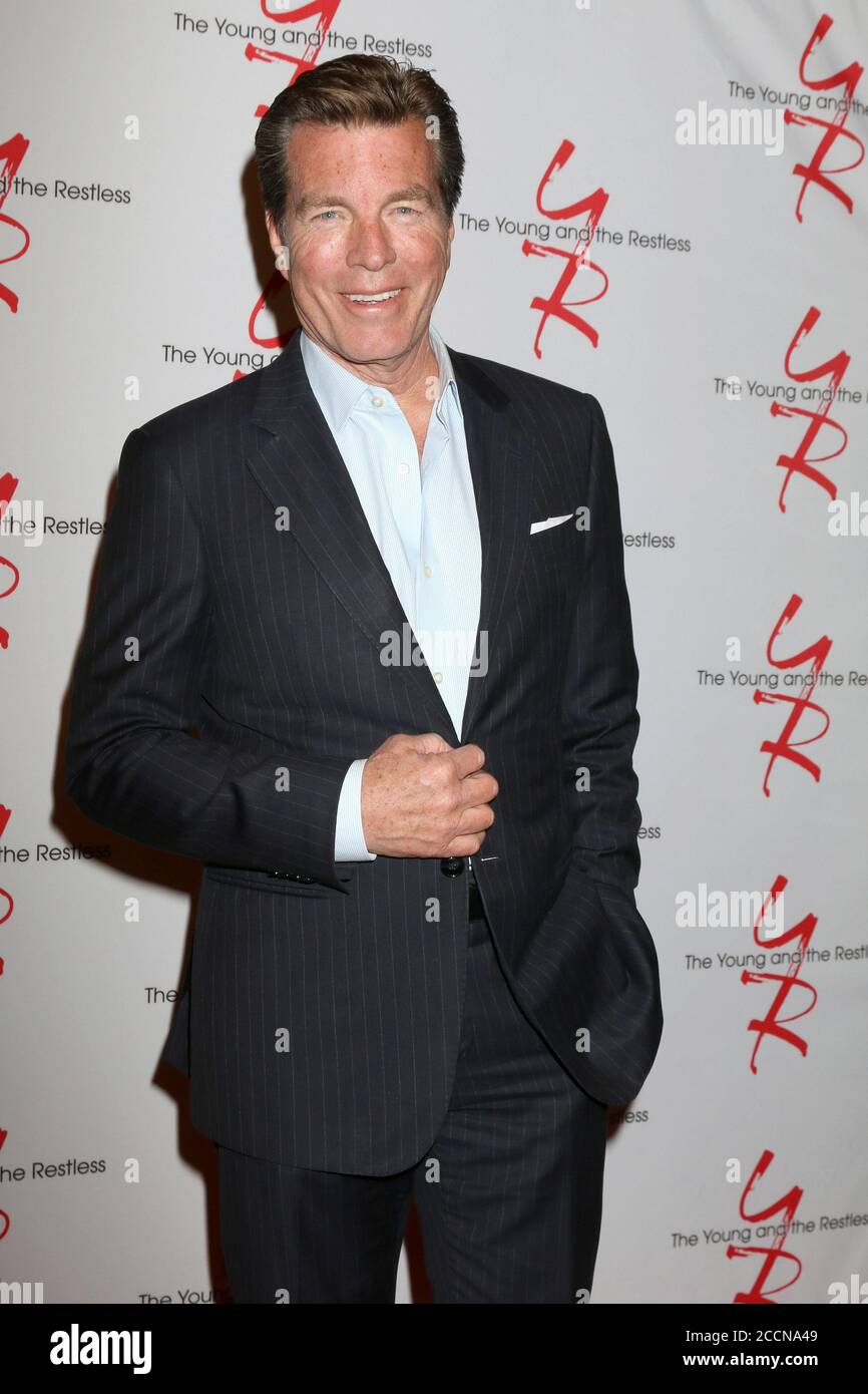 LOS ANGELES - MAR 26: Peter Bergman at the The Young and The Restless ...