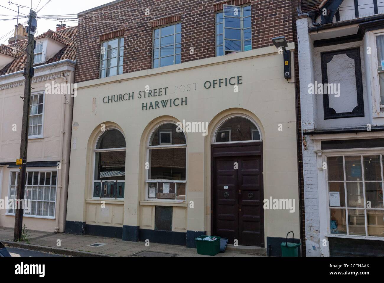 Post office pub sign hi-res stock photography and images - Alamy