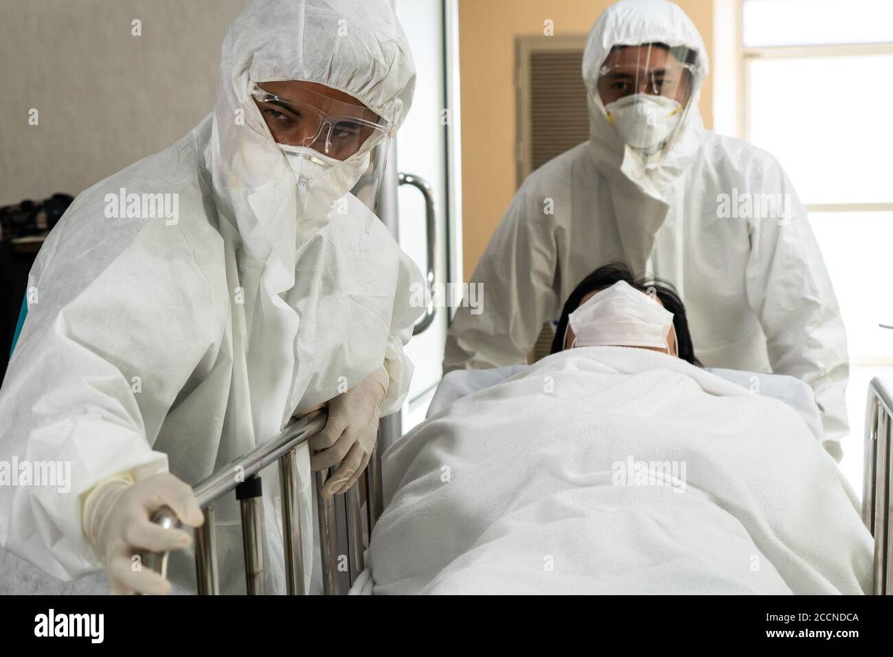 Coma patient hospital bed hi-res stock photography and images - Alamy