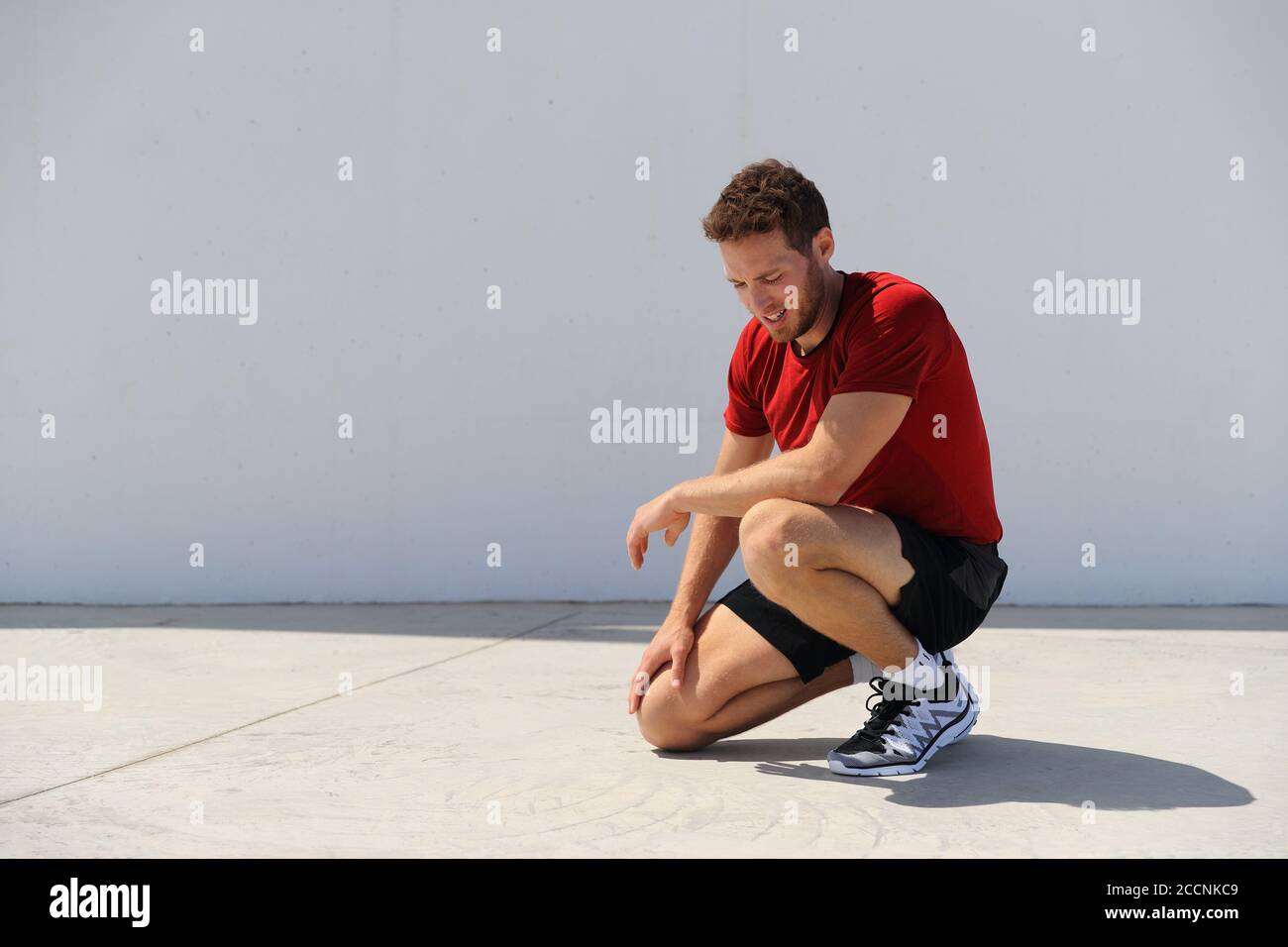 Exhausted athlete hi-res stock photography and images - Alamy