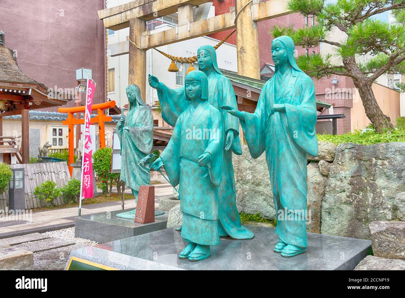 The Three Sisters Statue