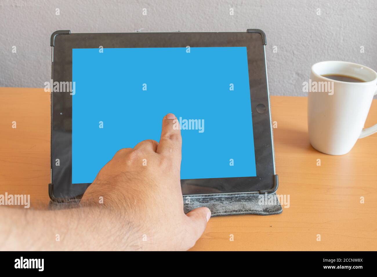 Editable green screen hi-res stock photography and images - Alamy