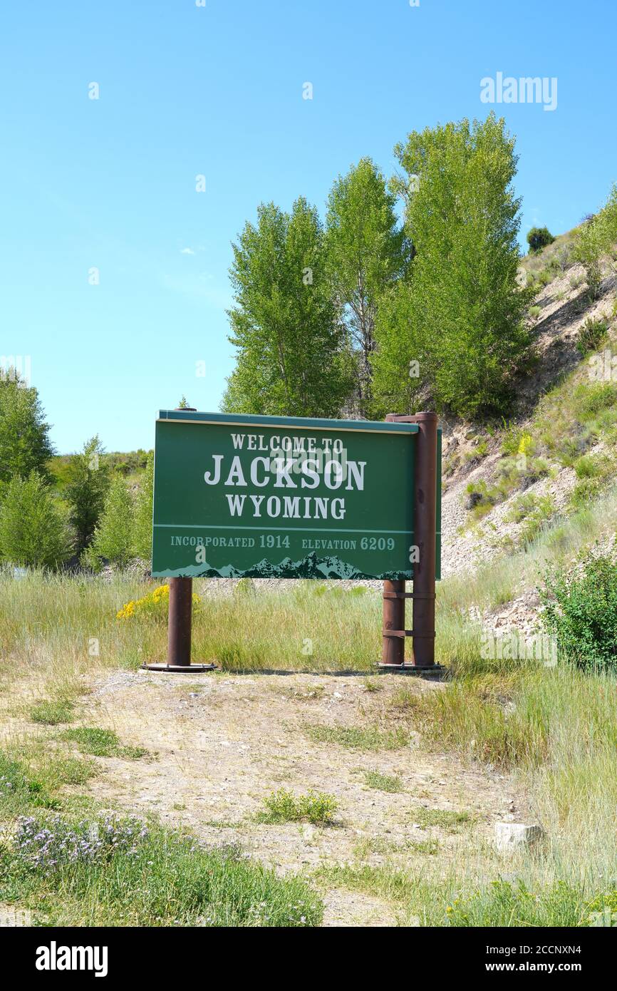 Welcome jackson wyoming road sign hi-res stock photography and images ...