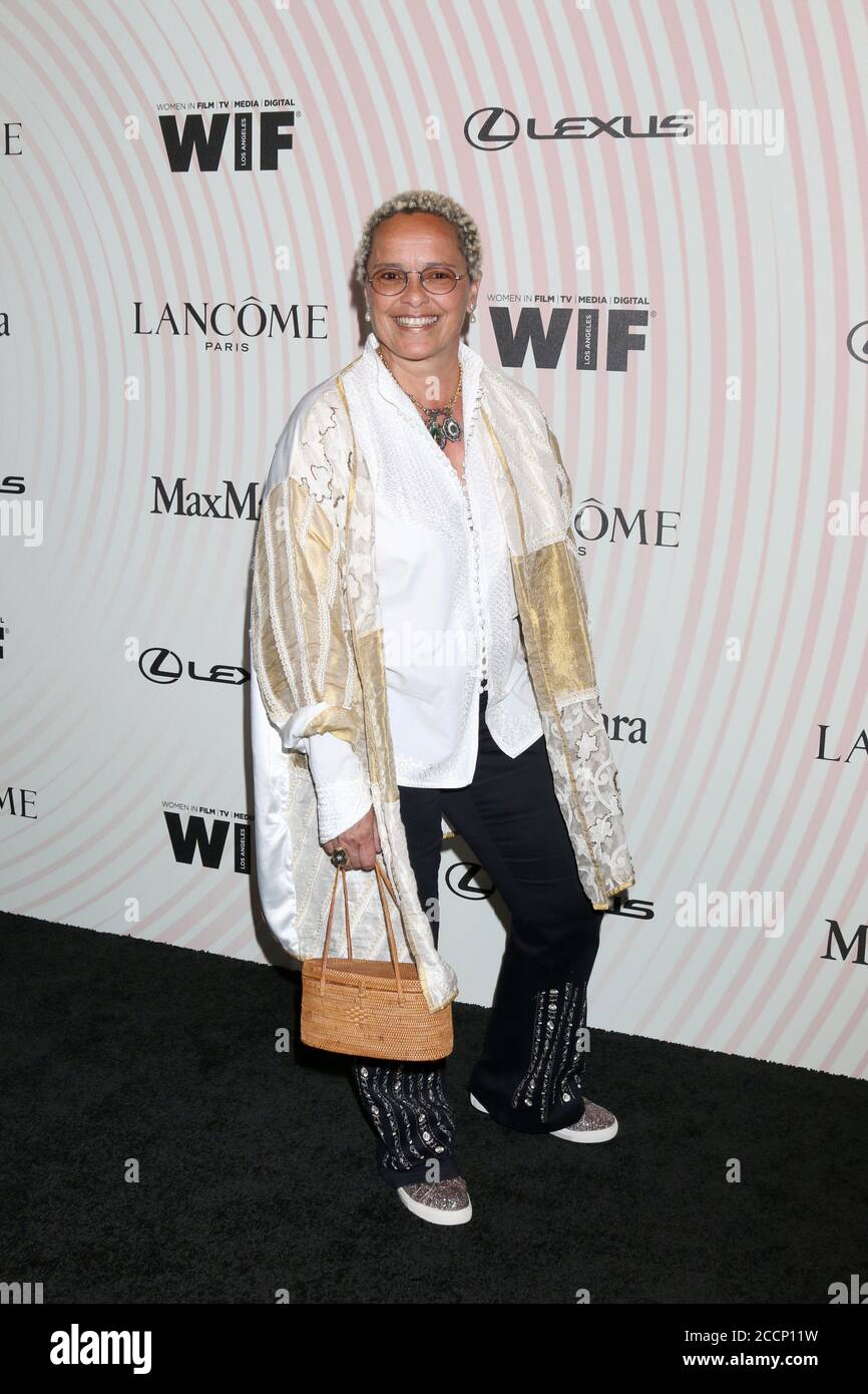 LOS ANGELES - JUN 13: Shari Belafonte at the Women In Film 2018 Crystal ...