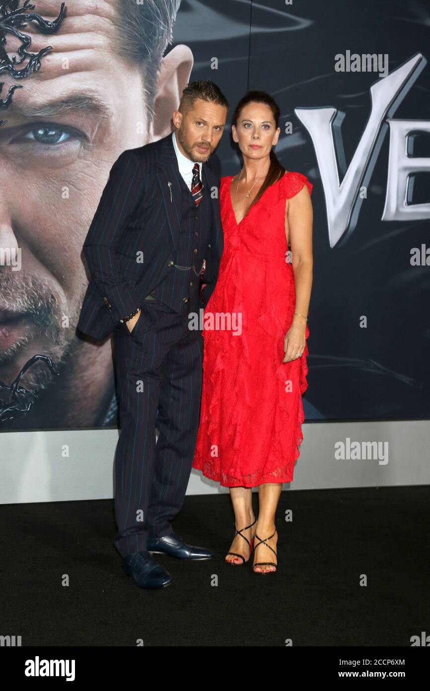 LOS ANGELES - OCT 1: Tom Hardy, Kelly Marcel at the Venom Premiere at ...