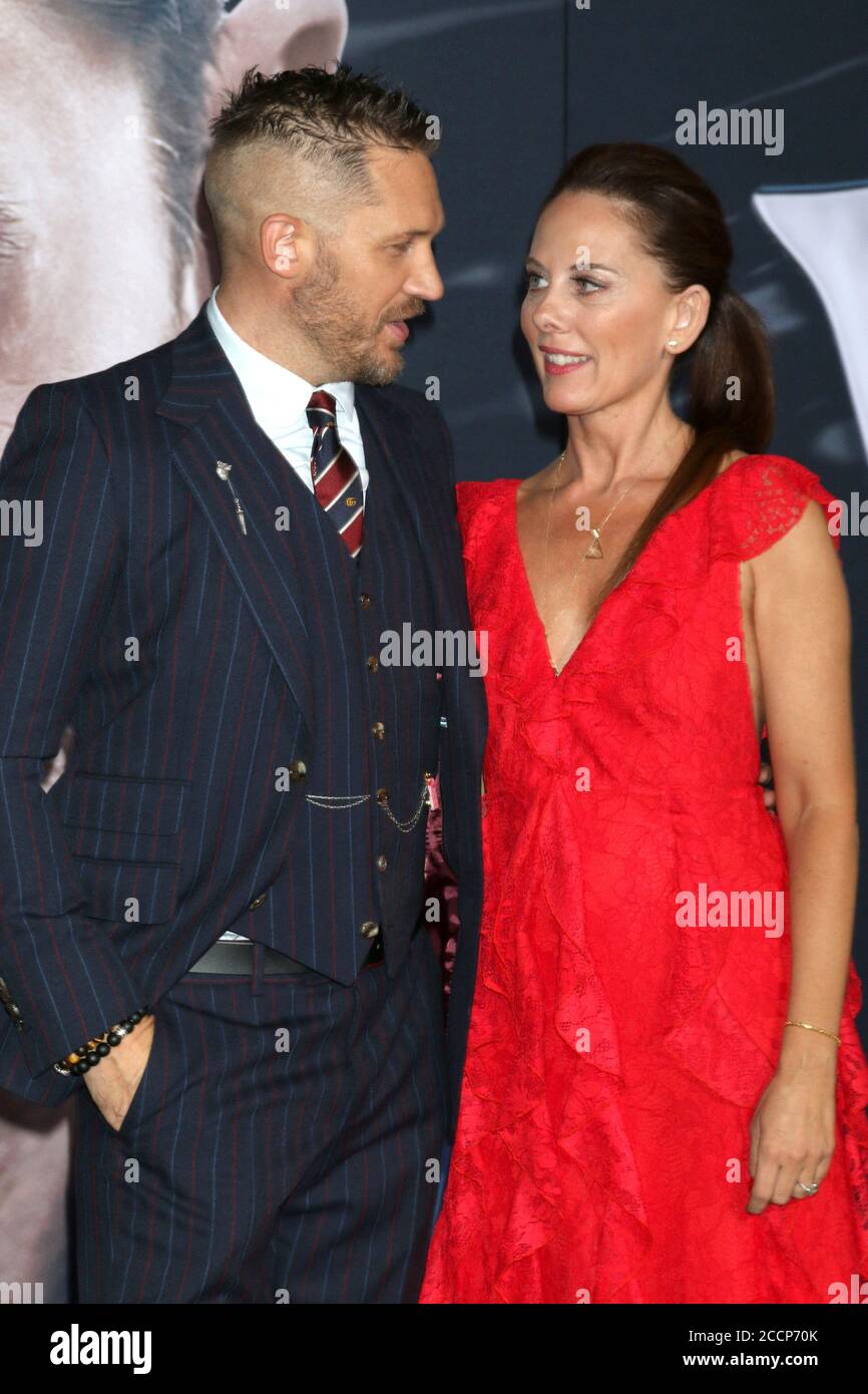LOS ANGELES - OCT 1: Tom Hardy, Kelly Marcel at the Venom Premiere at ...
