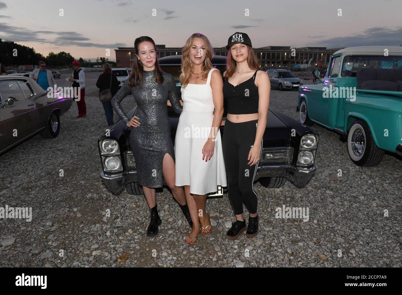 Popup drive in cinema munich hi-res stock photography and images - Alamy