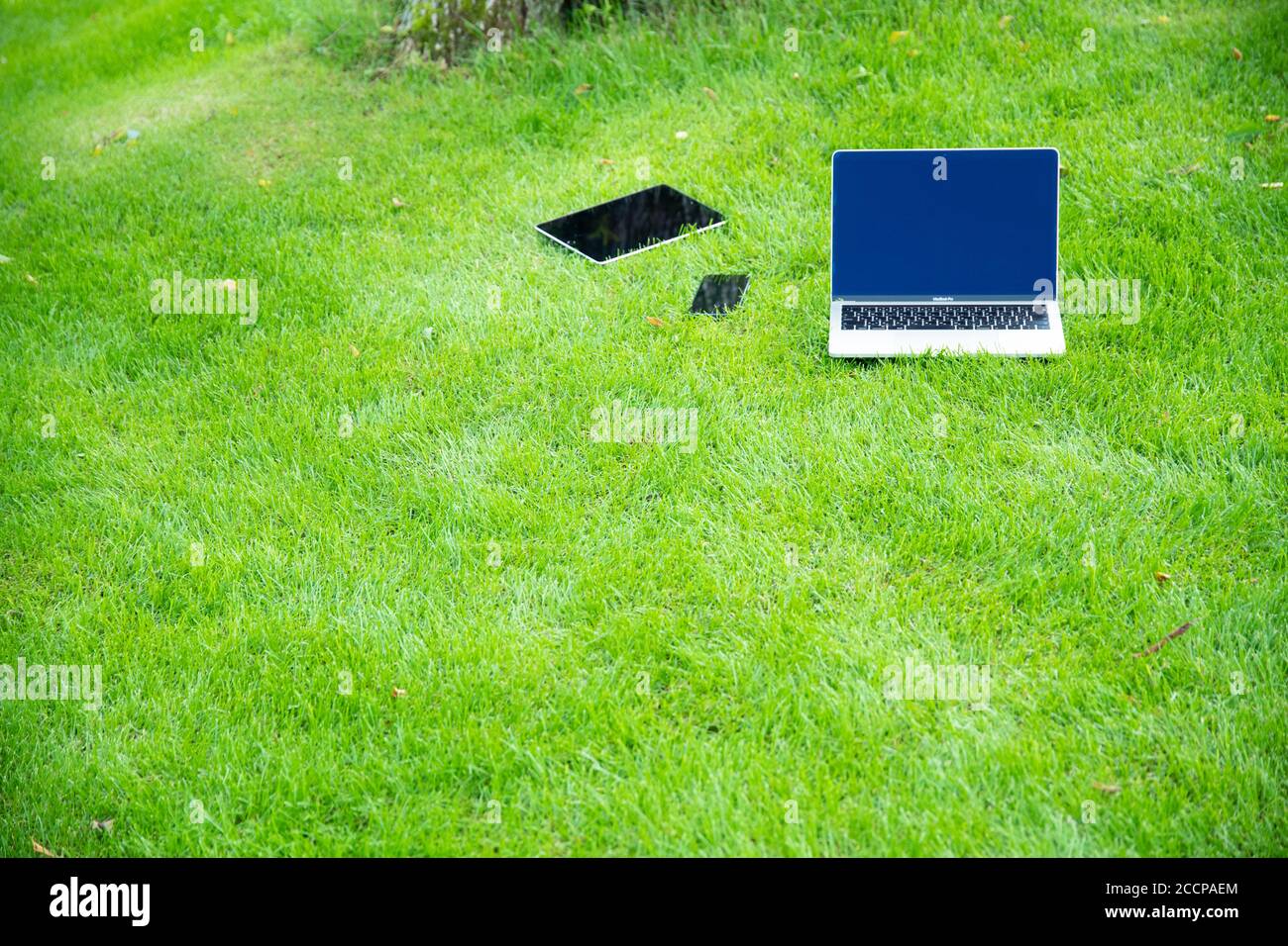Computer tablet 2020 hi-res stock photography and images - Alamy