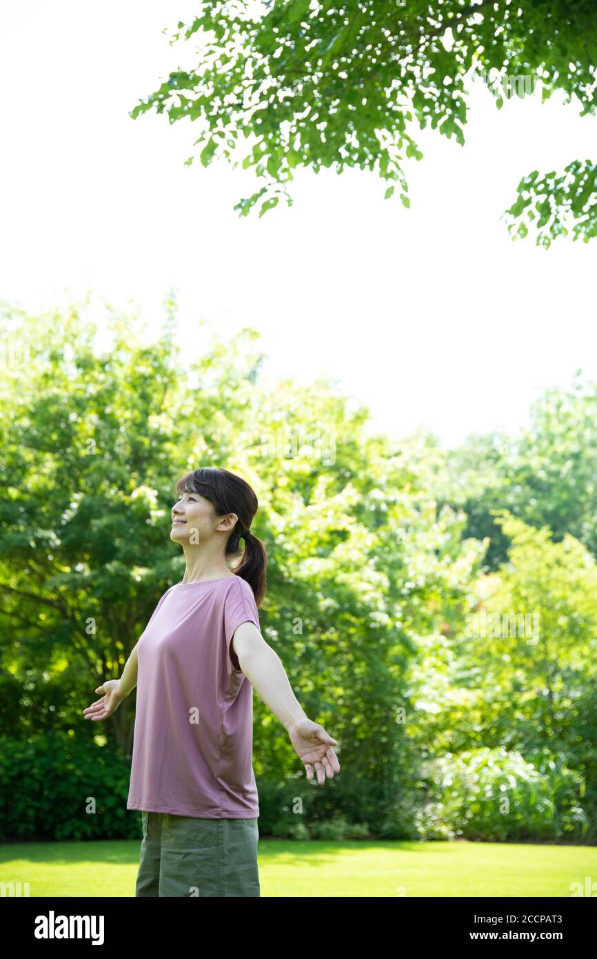 Deep breathing hi-res stock photography and images - Alamy