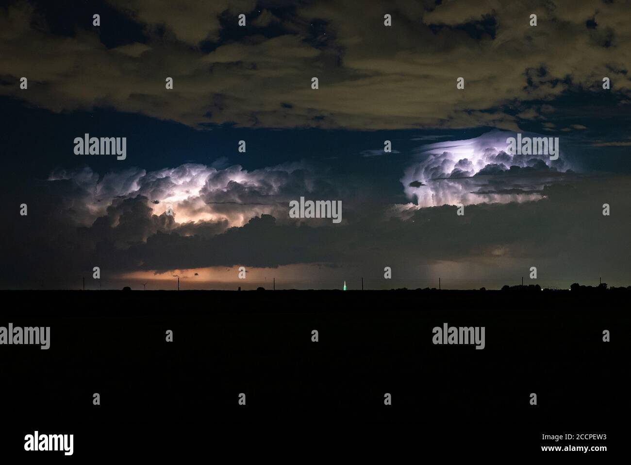 Lightning Flashes High Resolution Stock Photography and Images - Alamy