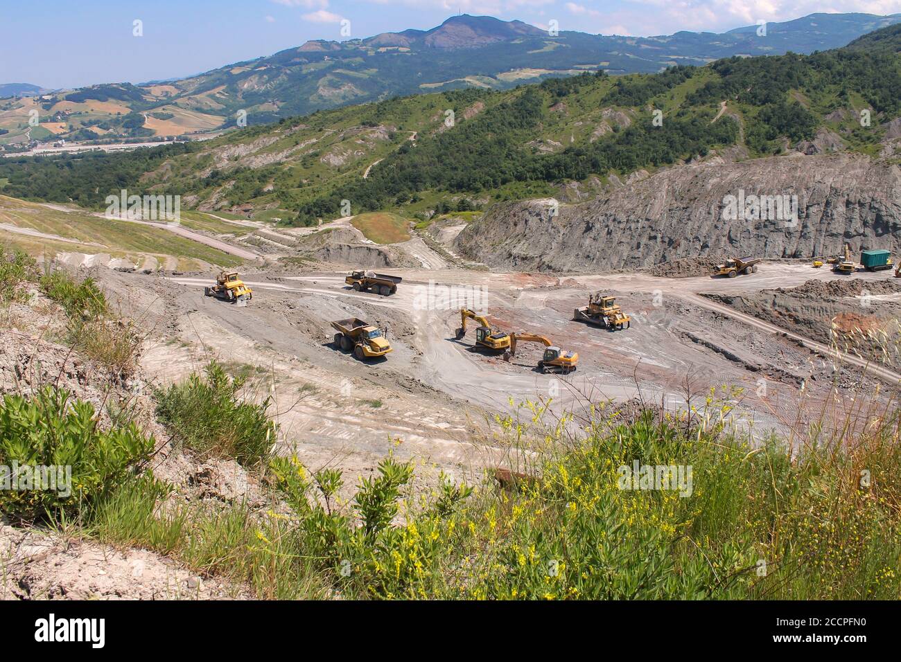 Vehicles working in quarry in hi-res stock photography and images - Alamy
