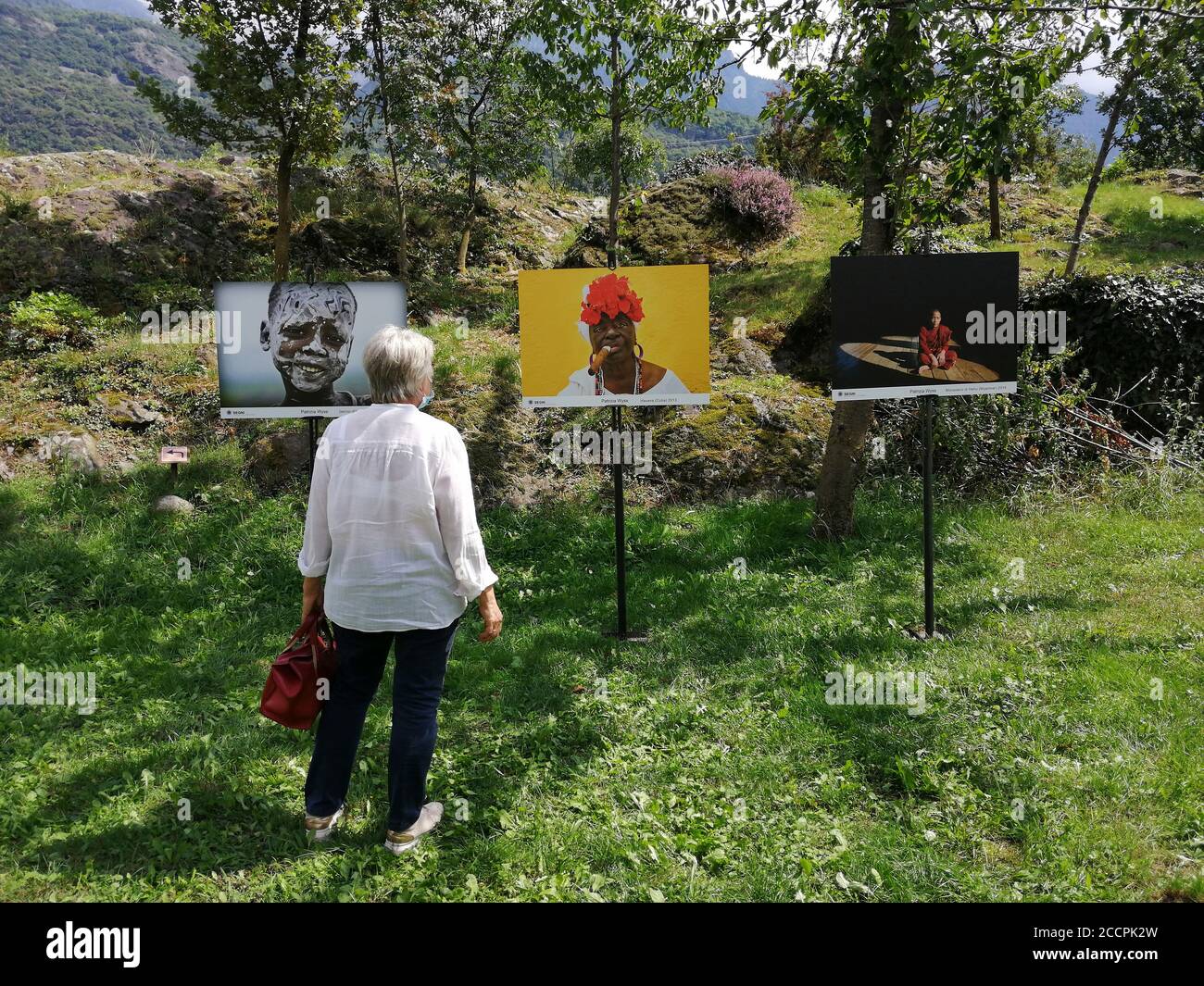 Italy, Capo di Ponte, Rock Carvings National Park, "Segni" Photography ...