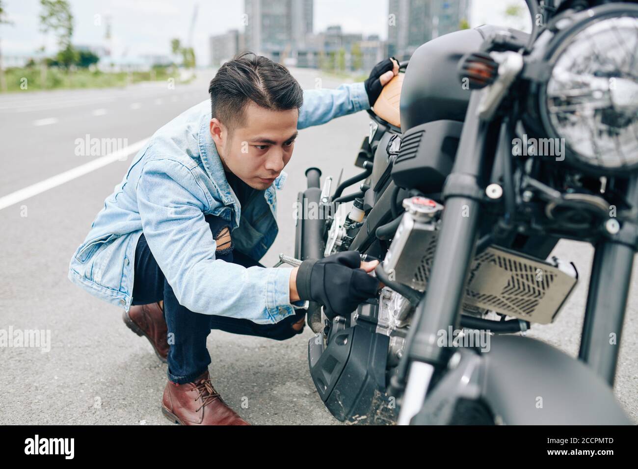 Vietnamese malfunction hi-res stock photography and images - Alamy